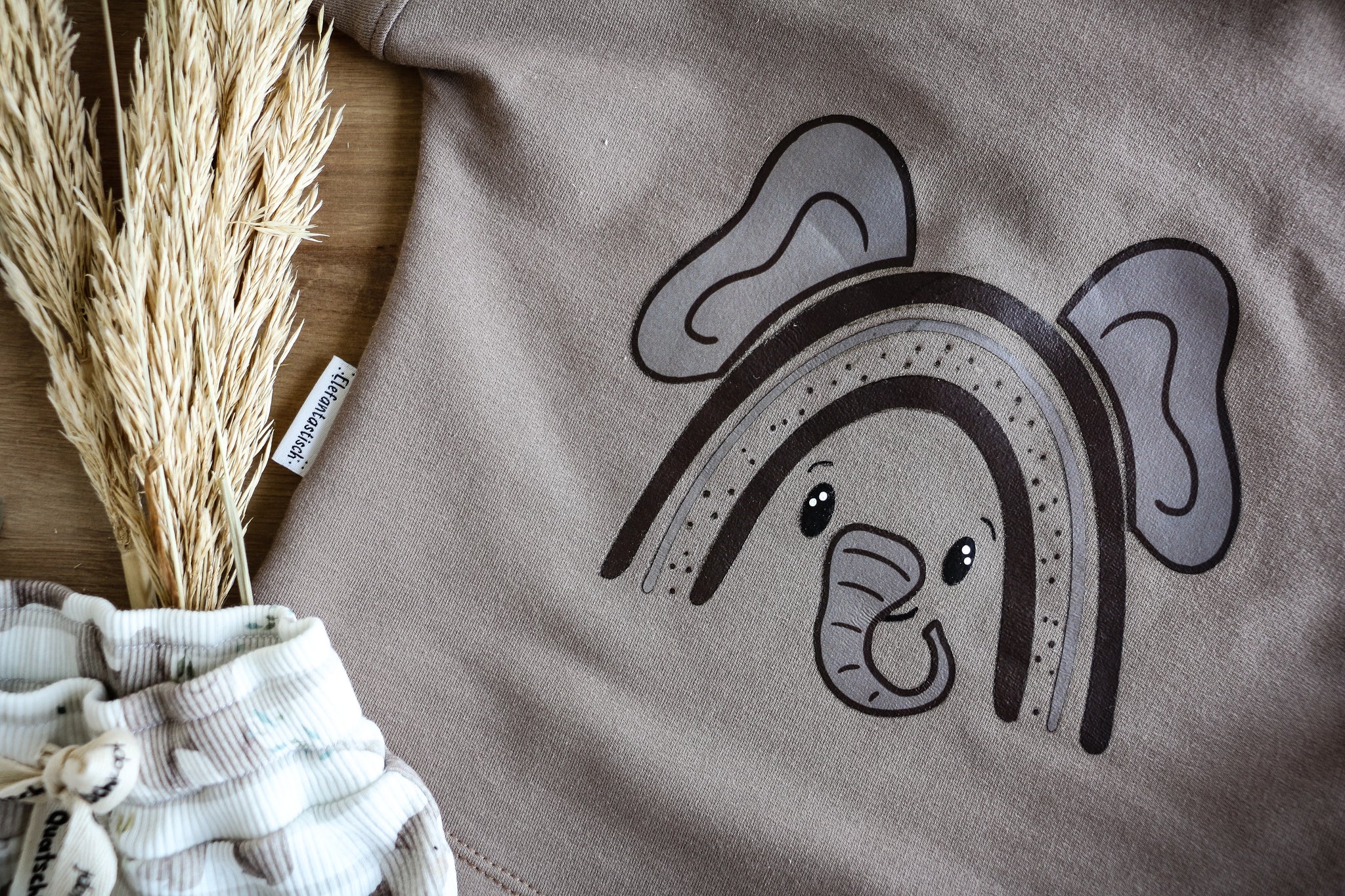 Elefant Regenbogen Bügelbild groß – Meinholder Prinz